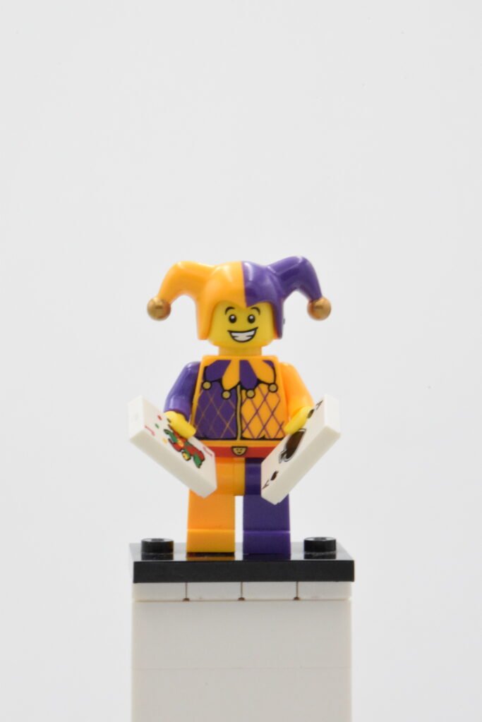 col187 LEGO Collectible Minifigures – Jester | BrickPlus